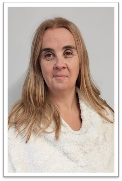 Ashford Hill Primary School - Staff